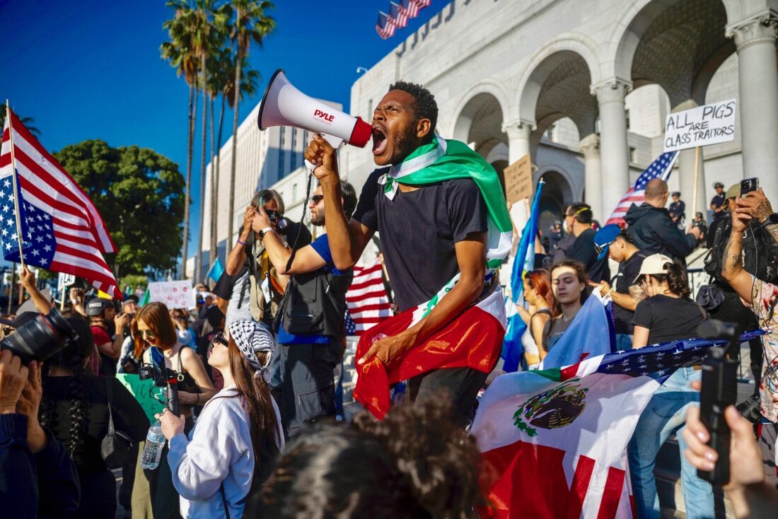 Homeland Security secretary pledges to carry on with immigration ...